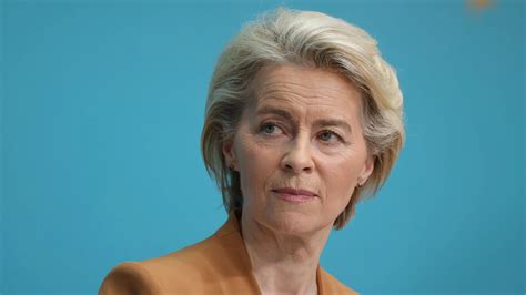 Сложна сделка Как Урсула фон дер Лайен може да остане начело на ЕК Profit Bg