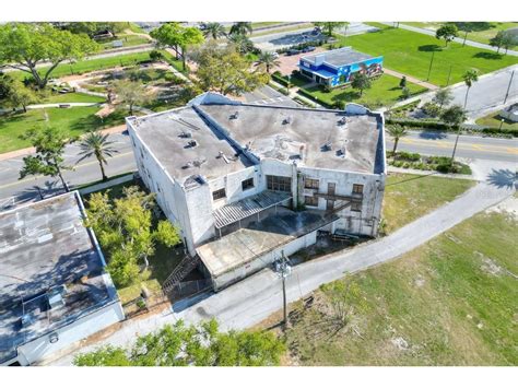 206 Pilaklakaha Avenue Auburndale Fl 33823 Mls L4954784 Edina