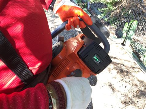 Redback 40v 12 Cordless Chainsaw 106068 Product Review