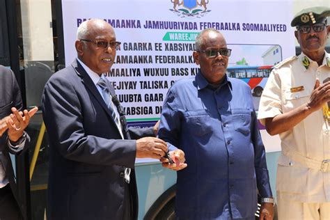 Guddiga Gaarka Ah Ee Arrimaha Xabsiga Dhexe Xamar Ee Golaha Shacabka Oo Gaari Bas Ah Ku