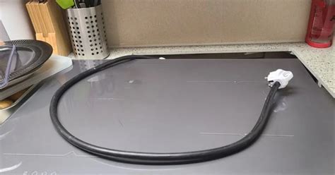 불필요한 것 권하지 않으시고 늦은시간에 연락드렸음에도 불구하고 친절하고 상세하게 설명해주셨고 설치 후 궁금한 사항도 빠르게 답변해주셔서 감사했습니다~ 숨고 숨은고수