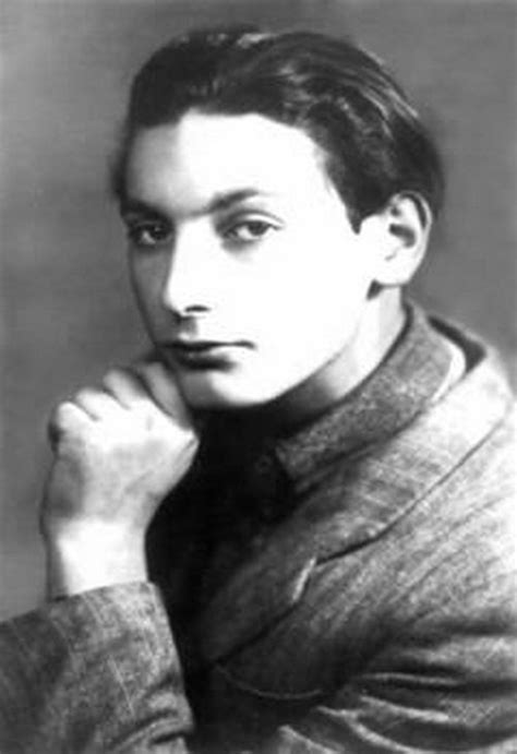 Армен Медведев — биография личная жизнь фото причина смерти российский киновед