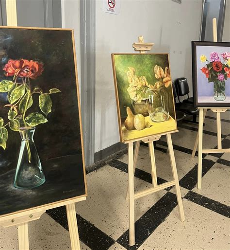 Greta Tahiraga Artistja E Luleve Dashart