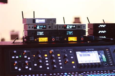 Мэргэжлийн дууны тоног төхөөрөмж Facebook