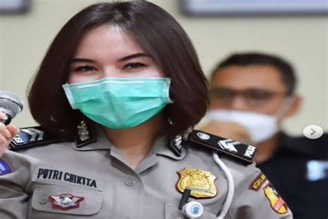 Profil Briptu Putri Chikita Polwan Cantik Sering Tampil Jadi Host TV Dan NTMC Channel