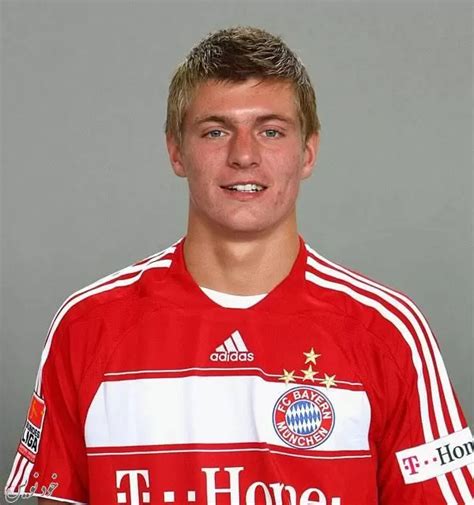 بیوگرافی تونی کروس هافبک میانی فوتبال آلمان تصاویر