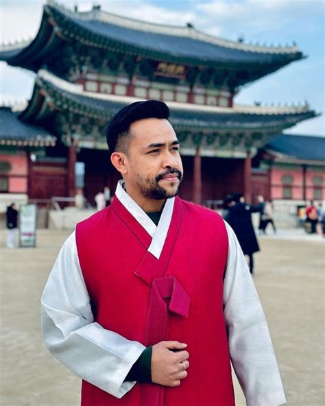 8 Latest Photos Of Fildan Da More Charismatic And Mature With Beard On His Face