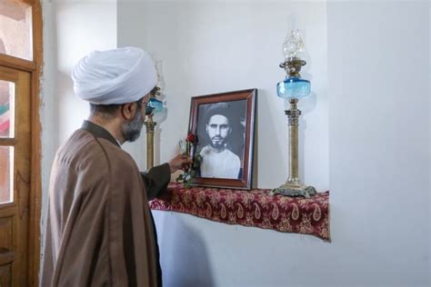 سازمان بهزیستی گزارش تصویری ا گلباران بیت تاریخی امام خمینی ره در خمین