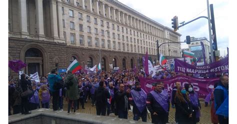 Продължават протестите на миньори и енергетици в Старозагорско
