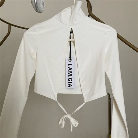 Iamgia Tops Iamgia Afia Crop Long Sleeve Poshmark