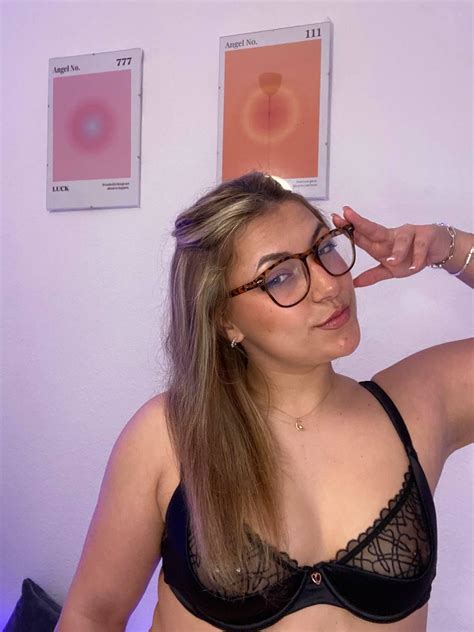 Is It True You Have A Thing For Blondes Wearing Glasses Rblondes