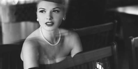 10 Iconic Fashion Trends From The 1950s That Are Back
