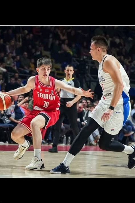 გუშინ სერბეთთან მატჩში 16 წლის მათე ხატიაშვილის დებიუტი შედგა Youtube