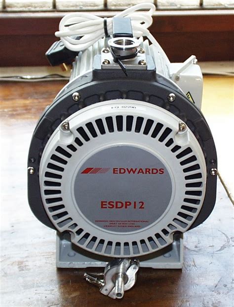 Edwards Esdp12 Scroll Vacuum Pump