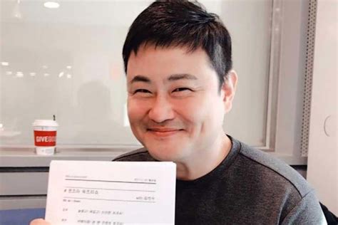 요즘 안 보이더니 ‘저작권료 부자 아내 만나 대박 난 개그맨 근황