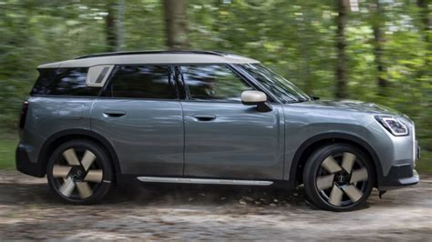 معرفی مینی کانتری‌من C