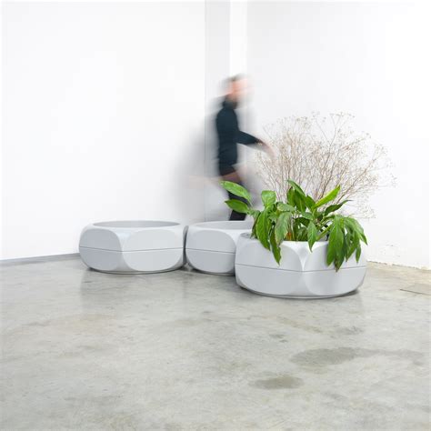 Large Hexagonal Planters Of The 1970s Vintage Design Point