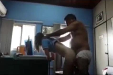 Real Professor Fucking A Babe Babe In His Office