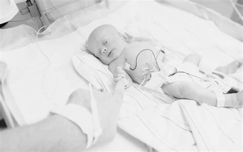 What Are The Signs Of Umbilical Cord Problems In Pregnancy