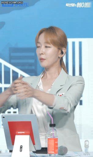 박선영 아나운서 움짤 뽀뽀녀 박선영 아나운서 움짤 더보기 Yytqavlw3p 박선영 아나운서 움짤 뽀뽀녀 스트리머 Bj 움짤모음