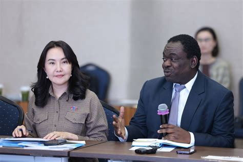 УИХ ын эмэгтэй гишүүд НҮБ ын Хүүхдийн сангийн төлөөлөлтэй уулзлаа