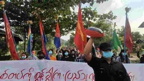 ထားဝယ်ခရိုင်၊ လောင်းလုံးမြို့နယ်တွင် စစ်အာဏာရှင်ဆန့်ကျင်ရေး လူထုသပိတ်လှုပ်ရှားမှု ပြုလုပ် Khit