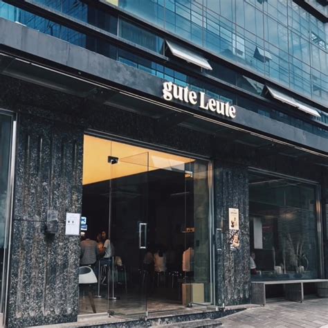 배고파[ペゴパ] On Twitter 🇰🇷韓国ソウル・江南区にあるエスプレッソバー ☕️구테로이테☕️ グテロイテが人気メニュー🍪 バタースコッチベースにクリームとロータスクッキーが