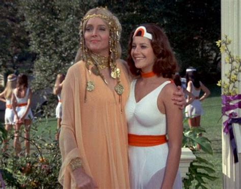 Debra Winger As Wonder Girl Women Tv Carolyn Jones Debra Winger