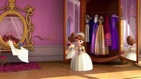 ปกพนโดย sada ใน Sofia the first โซเฟย