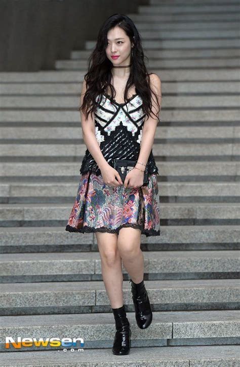 Pin By Lulamulala On Sulli Sulli Seohyun Seolhyun