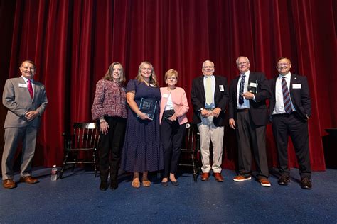 Roanoke College Hollins University Announce Winners Of 40th Annual