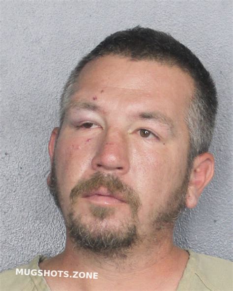 Sirola Michael Henry 04 04 2025 Broward County Mugshots Zone