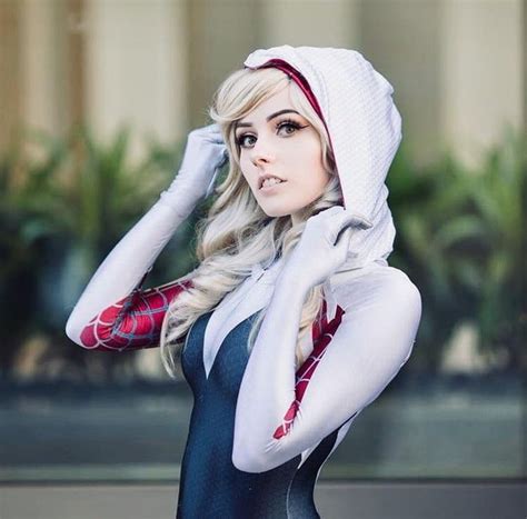 Spider Gwen Cosplay