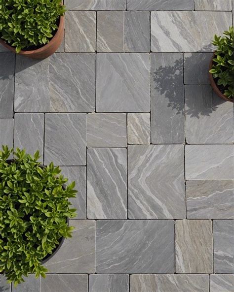 Contemporary Outdoor Tile Design