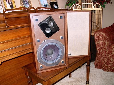 Ultra Rare Vintage Advent Model 2 Speakers For Sale Canuck Audio Mart