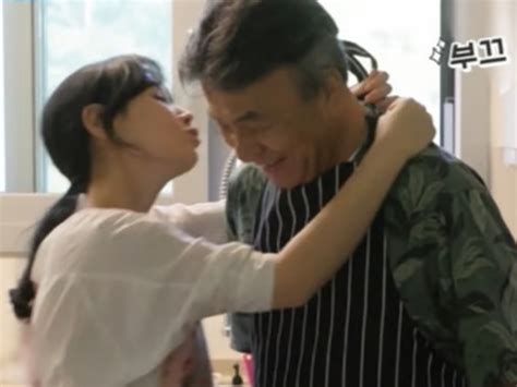 과일 먹여주고 뽀뽀 쪽…4혼 박영규 25살 연하 아내 첫 공개