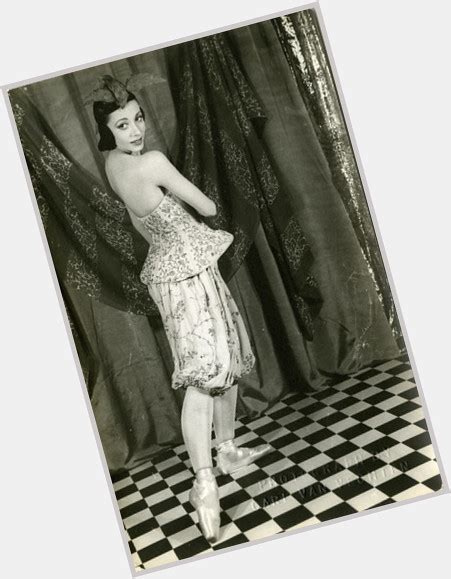 Viola Essen Official Site For Woman Crush Wednesday Wcw