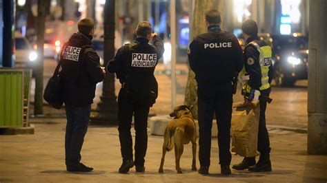 Двама души бяха убити и петима бяха ранени при стрелба в Ница Новини бг