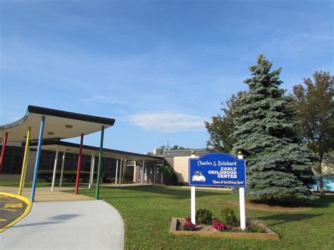 Bellmores Reinhard School Named New York Recognition School Bellmore