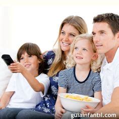 Familia Viendo Tv