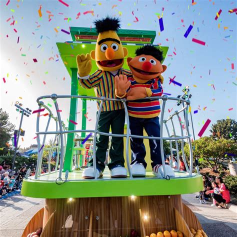 Complete Guide To Sesame Place San Diego Park Savers