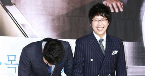 Bnt포토 소지섭 남자끼리 손 잡는건 좀