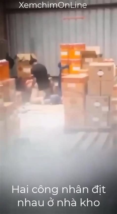 Quay Lén Hai Công Nhân địt Nhau ở Nhà Kho Eporner Quay Lén Hai Công Nhân địt Nhau ở Nhà Kho Eporner
