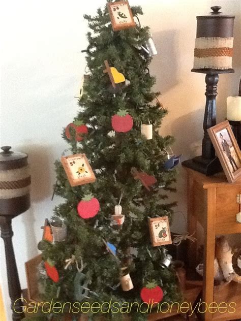 May Seasonal Tree Decorating Garden Seeds And Honey Bees