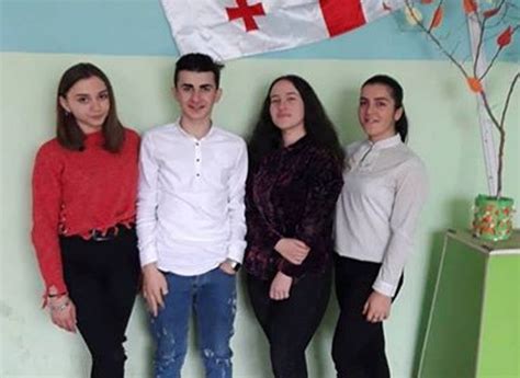 ქვედა სიმონეთის N1 საჯარო სკოლის მოსწავლეები „ეტალონის“ მეორე ტურში მონაწილეობდნენ Etm Ge