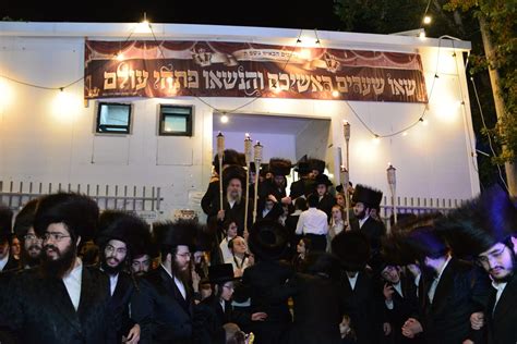 קהילת בעלזא ברובע ג חגגה הכנסת ספר תורה צפו גלריה