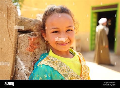 Africa Middle East Egypt Egyptian Girl Portrait Rural Area Outside Of Cairo Stock Photo Alamy
