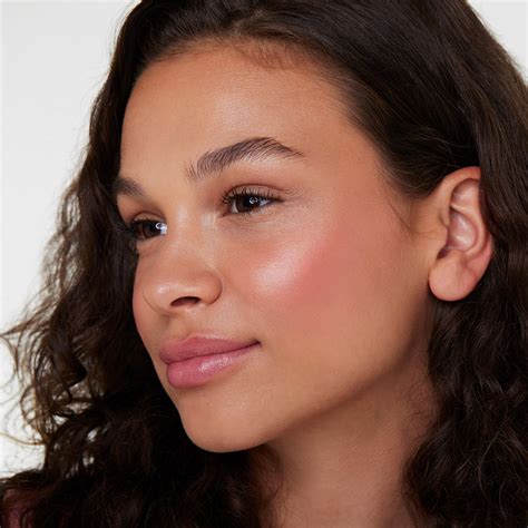 Румяна для лица `ESSENCE` BABY GOT BLUSH в стике тон 050 Cherry cherry ...