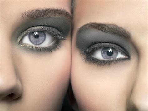 What Colors Bring Out Grey Eyes