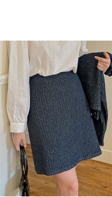 Made 리린 뒷밴딩 A라인 엠보 데님 미니스커트 44~110